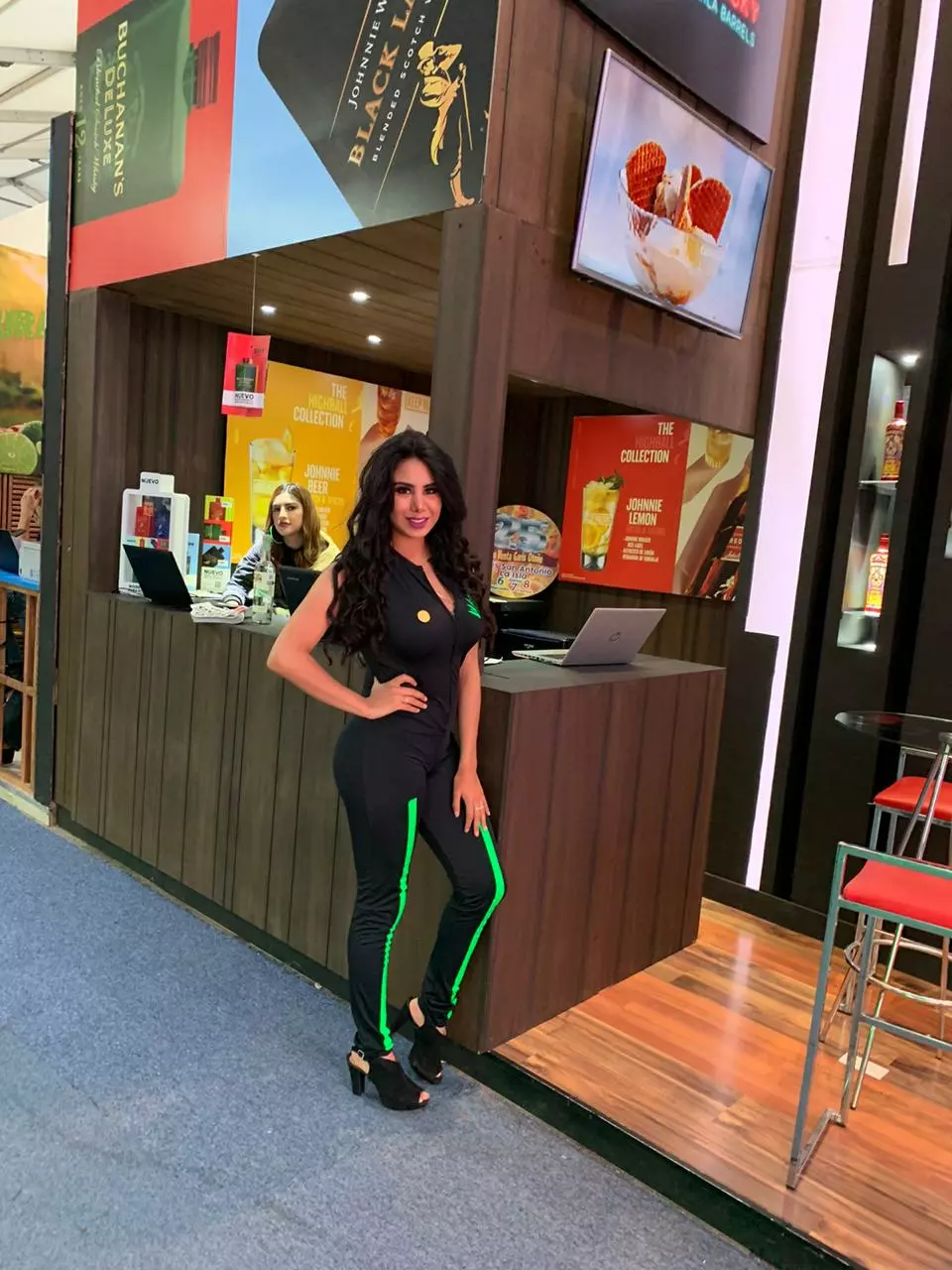 Edecanes Expo Garis Edecan en SANSARA Marketing